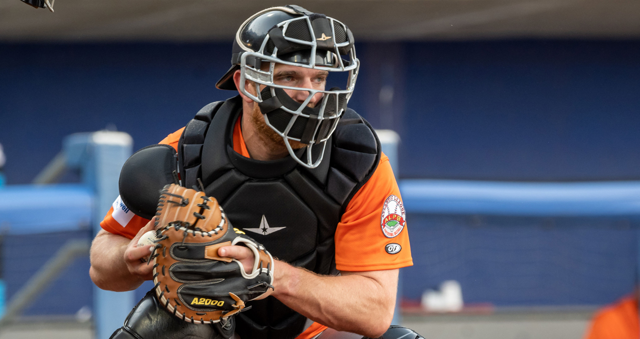 GENOMES SCORE EARLY AND OFTEN TO TAKE SERIES OPENER FROM DUCKS