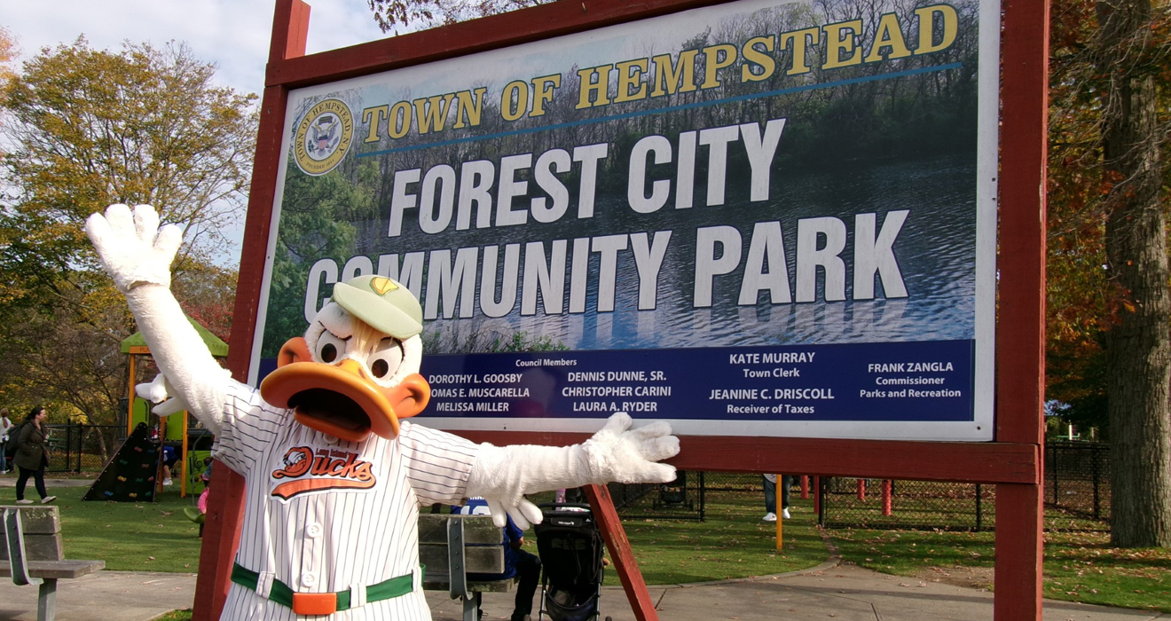 QUACKERJACK VISITS FOREST CITY COMMMUNITY PARK FALL FESTIVAL