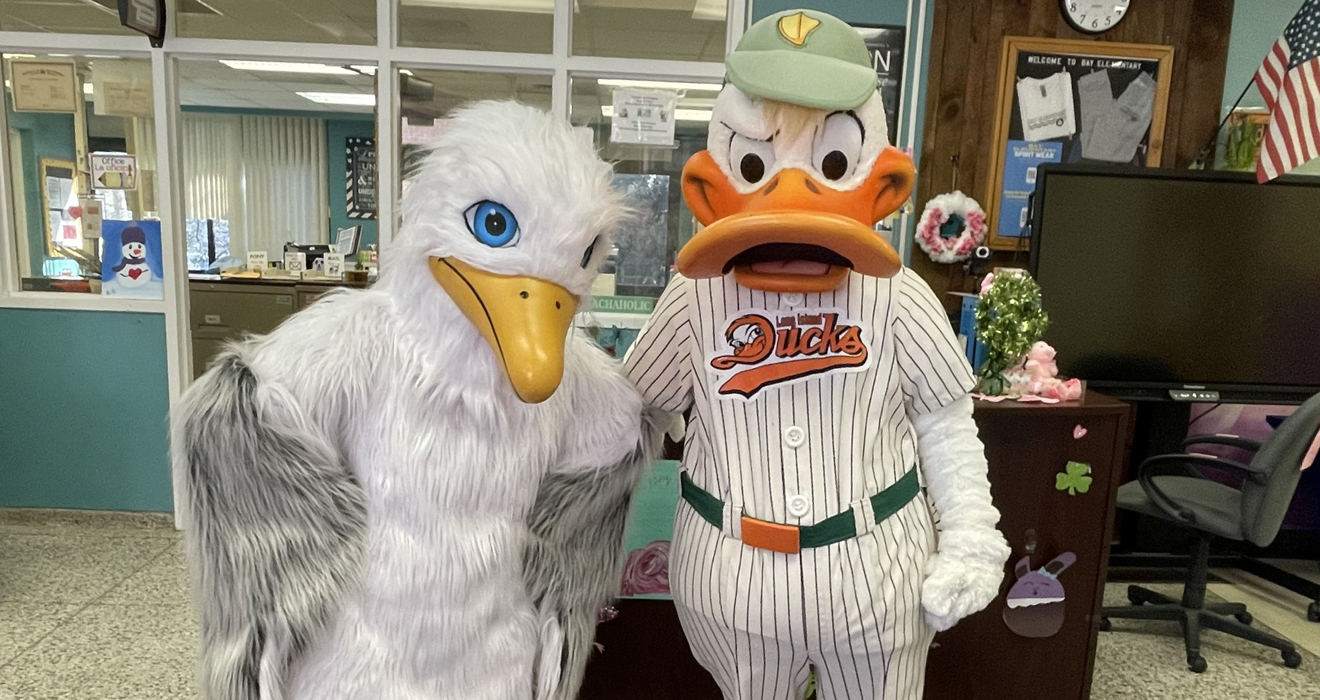 QUACKERJACK STOPS BY BAY ELEMENTARY SCHOOL