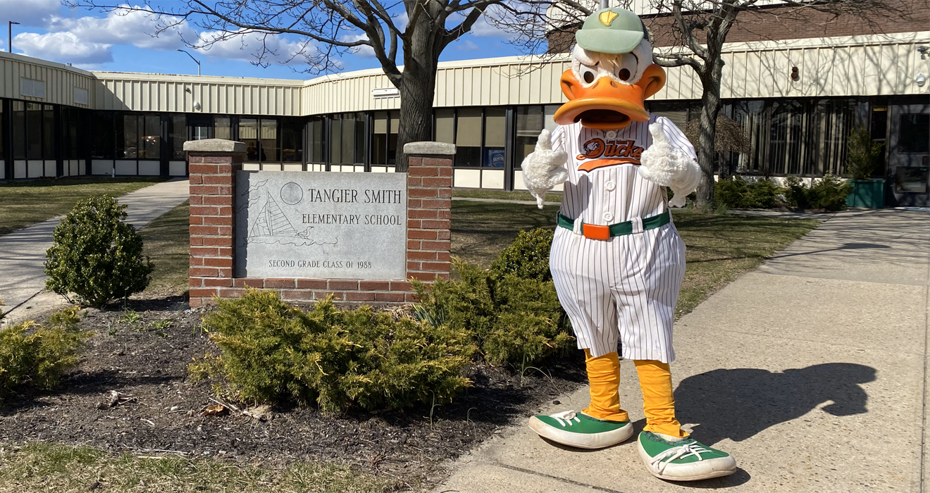 QJ POPS IN TO TANGIER SMITH ELEMENTARY SCHOOL