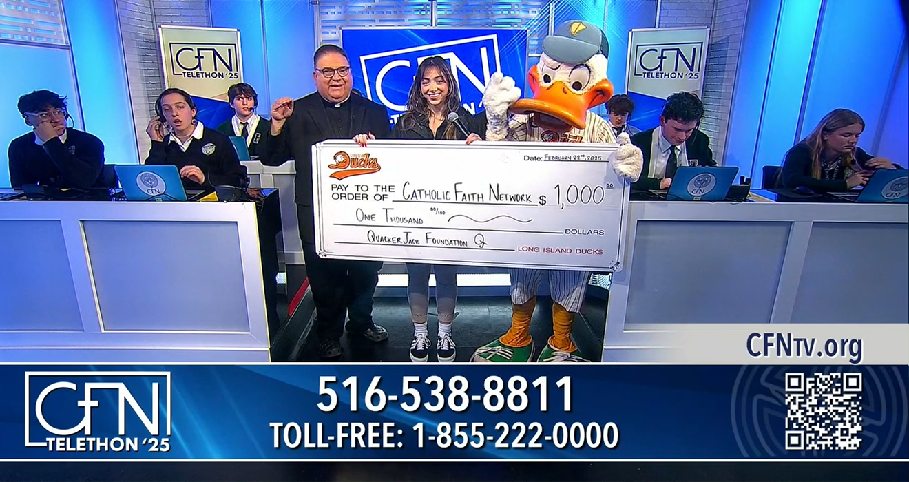 DUCKS MAKE DONATION AT CATHOLIC FAITH NETWORK TELETHON