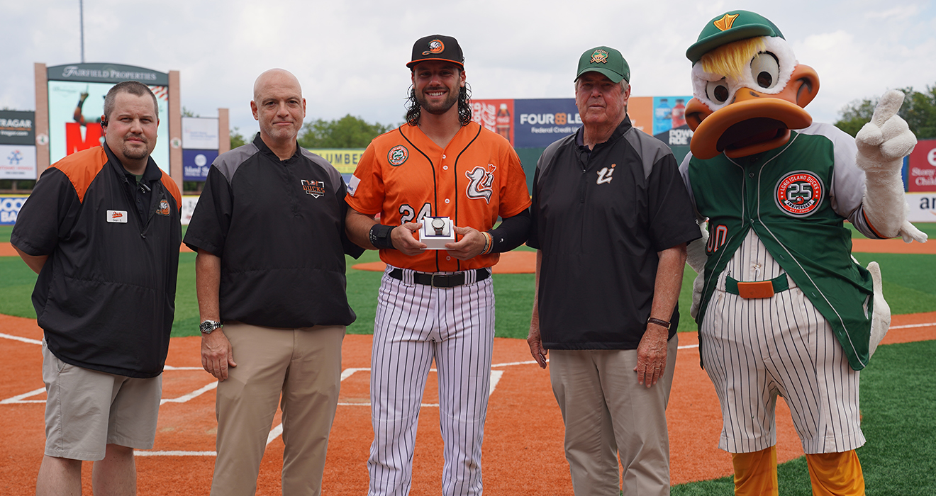 TROY VIOLA NAMED 2025 DUCKS MOST VALUABLE PLAYER