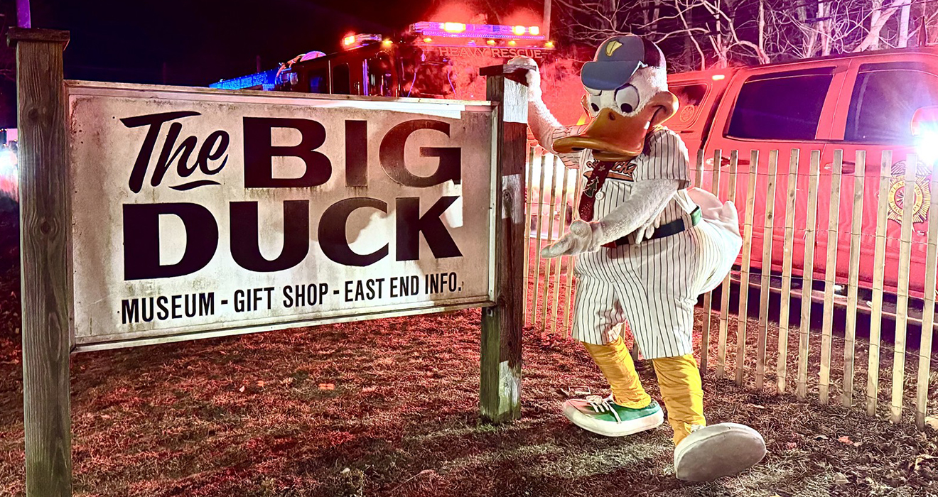 QUACKERJACK HELPS LIGHT BIG DUCK FOR 2025 HOLIDAY SEASON